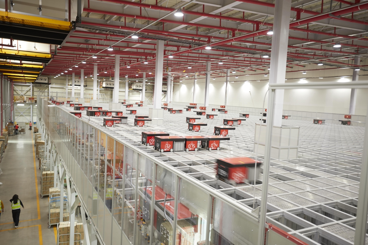 [르포]"사람과 로봇 공존"…CJ대한통운 글로벌물류센터 가보니 | 연합뉴스