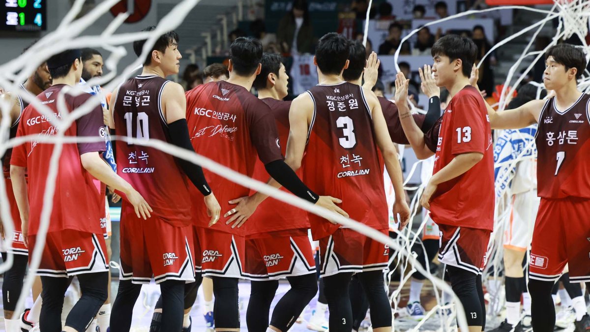 정규리그 1위 자격 증명한 KGC인삼공사…PO 최다점수차 승 | 연합뉴스