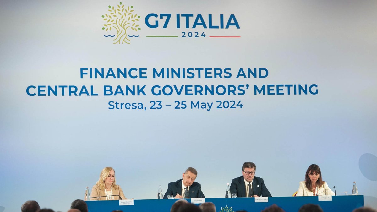 G7 "러 동결자산 우크라 지원 논의…다음달 합의" | 연합뉴스