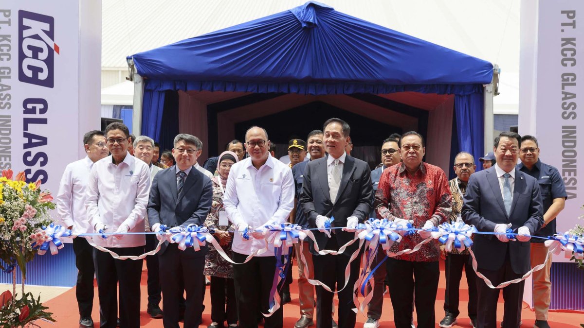 [비즈&] KCC글라스, 인도네시아 유리공장 완공 外 | 연합뉴스