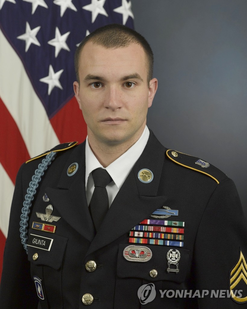 美 아프간전 생존 군인에 첫 명예훈장 수여 | 연합뉴스