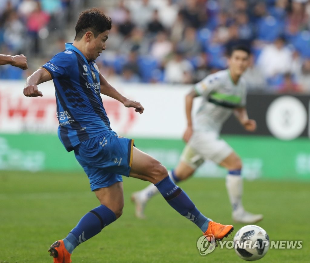 '1강' 전북 상대 득점포 울산 김인성, K리그1 32R MVP | 연합뉴스