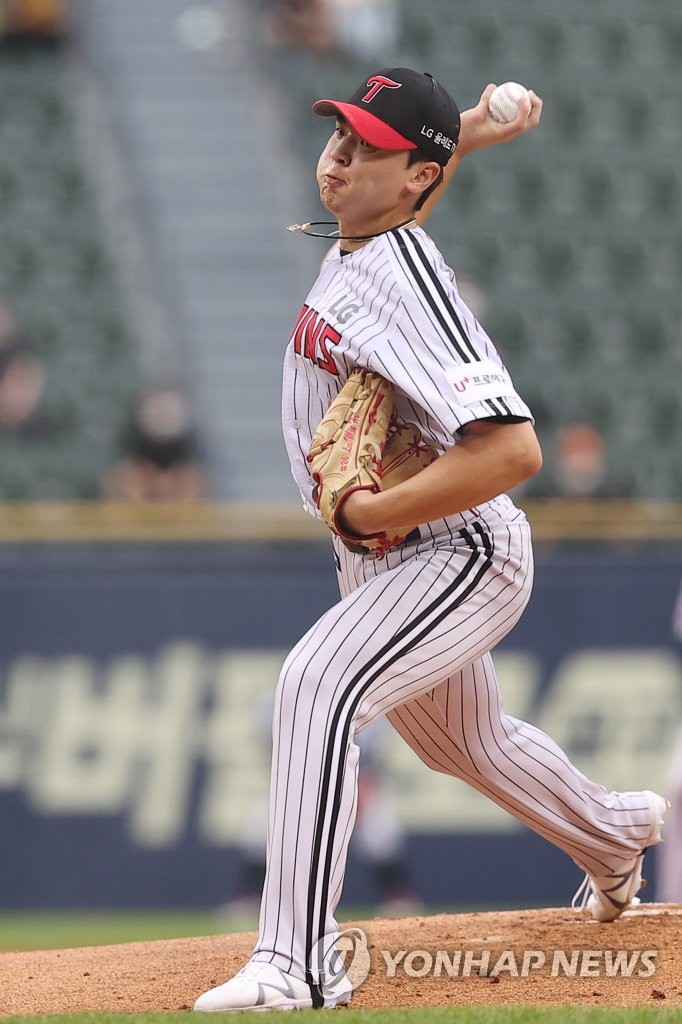 Baseball: Kia Tigers vs. LG Twins | Yonhap News Agency