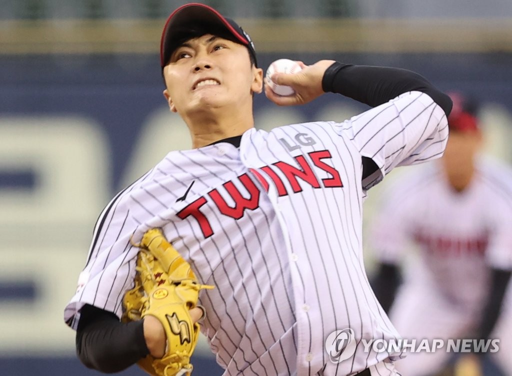 Baseball: Kia Tigers vs. LG Twins | Yonhap News Agency