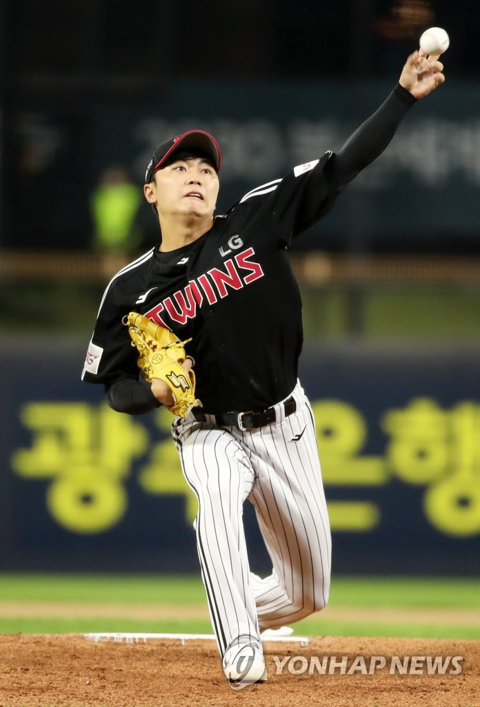 Baseball: Kia Tigers vs. LG Twins | Yonhap News Agency