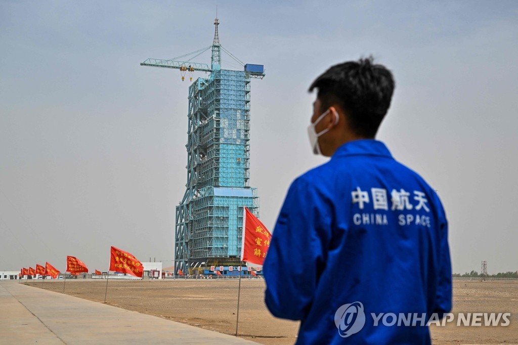 중국 유인우주선 선저우 16호 발사대 | 연합뉴스