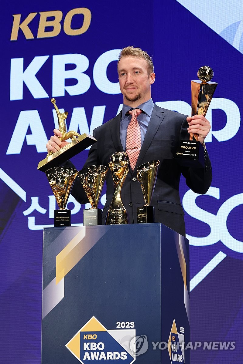 KBO리그 제패한 페디 | 연합뉴스