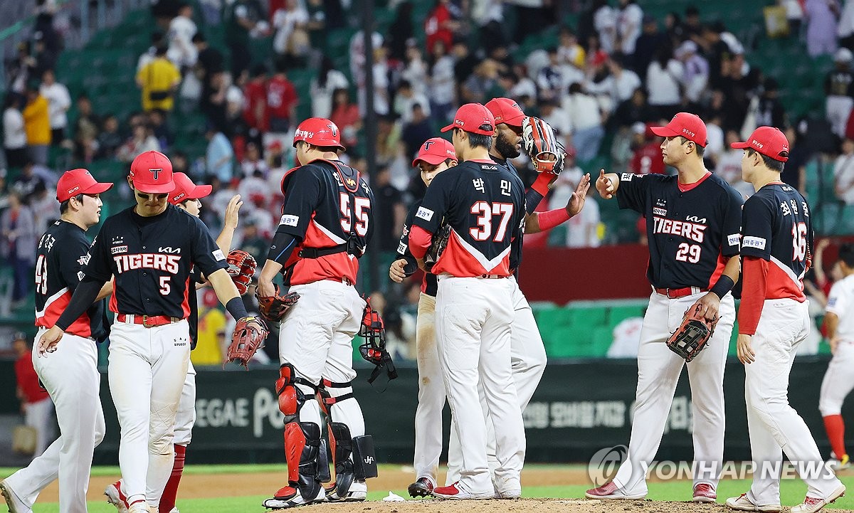 KIA, SSG에 13-7 승리 | 연합뉴스